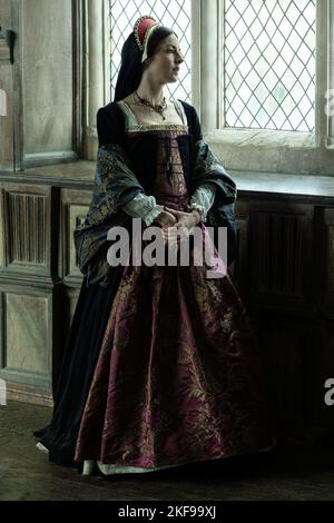 JESSICA RAINE in BECOMING ELIZABETH (2022), directed by JUSTIN CHADWICK ...