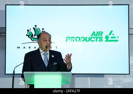 17 November 2022, Hamburg: Seifi Ghasemi, president and chief executive ...