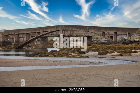 Pedestrian footbridge connecting Cruit Island to the mainland, The ...