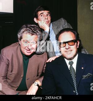 Münchner Lach- und Schießgesellschaft, Politisches Kabarett mit dem ...