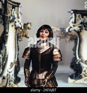 Edith Mathis, Schweizer Opernsängerin, Sopranistin, bedeutende Mozart ...