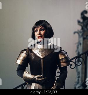 Edith Mathis, Schweizer Opernsängerin, Sopranistin, bedeutende Mozart ...