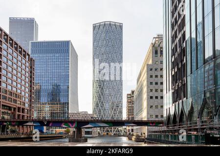 The Docklands Light Railway crossing Middle Dock of Canary Wharf, the ...