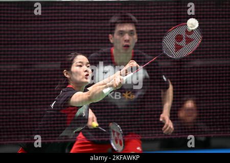 Huang Dong Ping (L) and Feng Yan Zhe (R) of China seen during the 2022 ...