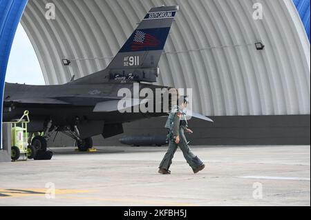 U.S. Air Force Col. Quaid Quadri, right, commander of South Carolina ...