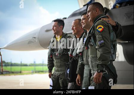 U.S. Air Force Col. Quaid Quadri, right, commander of South Carolina ...