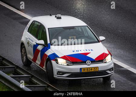 Zuidbroek - Police at the scene of an accident on the A7 in Zuidbroek ...