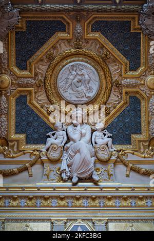 The classical architecture inside Versailles Palace, France Stock Photo ...
