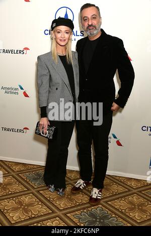 New York, New York, USA. 17/11/2022, Zanna Roberts Rassi and husband ...