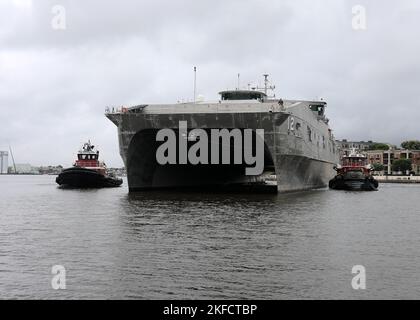 220907-N-OH262-0009 BALTIMORE, Md. (September 7, 2022)--Military ...