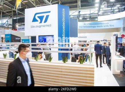 STM STMIcroelectronics bei der Electronica / Semicon Europa Messe, der ...