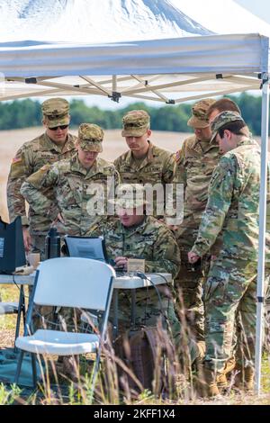 Wisconsin National Guard Soldiers flying RQ-11B Raven Small Unmanned ...