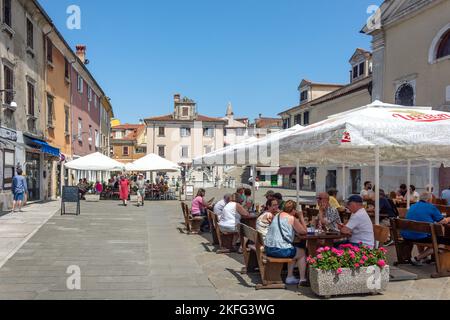 Outdoor restaurants, Preseren Square (Piazza Prešeren), Prešernov trg ...