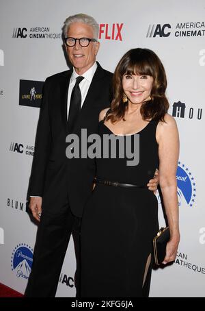 Ted Danson and Mary Steenburgen attend the 31st Annual Screen Actors ...