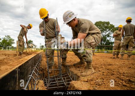 Soldiers from 1st Platoon, 797th Engineer Company from Barrigada, Guam ...
