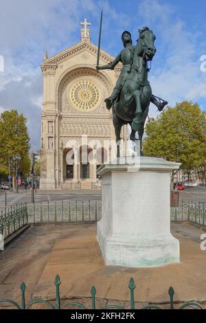 Paris, Denkmal Jeanne d'Arc // Paris, Jeanne d'Arc Monument Stock Photo - Alamy