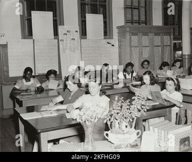 Room set up and remedial activities, P.S. 10, 1941 Stock Photo - Alamy