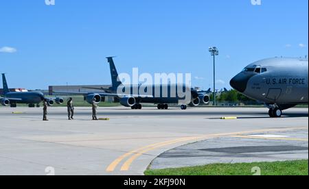 KC-135s taxi back to the ramp after the 507th Air Refueling Wing ...