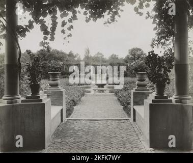 "Pre`s Choisis," Albert Herter house, Georgica Pond, East Hampton, New ...