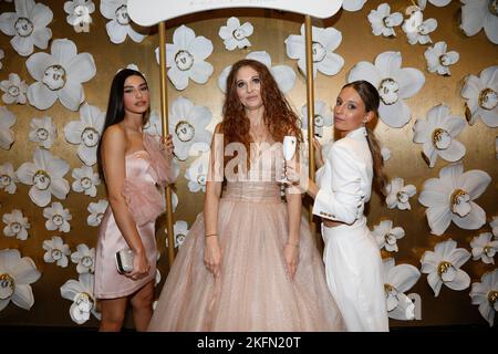 Sabrina Peter,Ulrike Pröger,Anna-Michelle Pittner bei der Haute Couture ...
