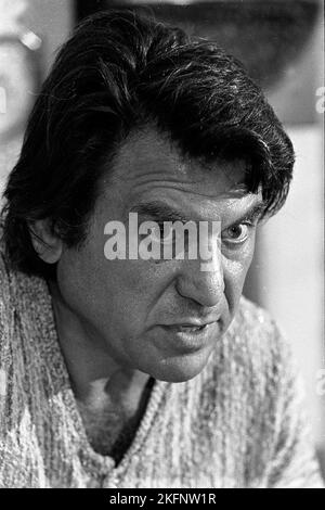 Gyula Kosice (Ferdinand Fallik) Czech-Argentine sculptor, theoretician ...