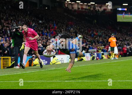 Samoa's Brian To'o scores their side's first try of the game during the ...