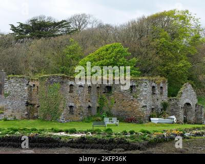 The Arundel grain store, shore of Clonakilty Bay. An stone building ...