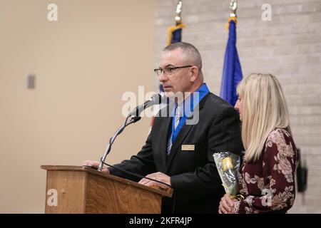 Inductee Command Sgt. Maj. (ret) William “Joe” Gainey (center), former ...