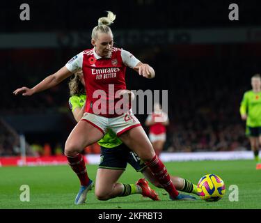 MANCHESTER, ENGLAND - November 15: Maya Le Tissier of Manchester United ...