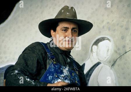 ALFRED MOLINA, FRIDA, 2002 Stock Photo - Alamy