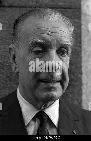 Jorge Luis Borges, Argentine fiction writer, during a lecture in Buenos ...