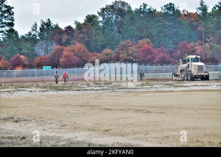 Soldiers with the 173rd Engineer Company of the Wisconsin National ...