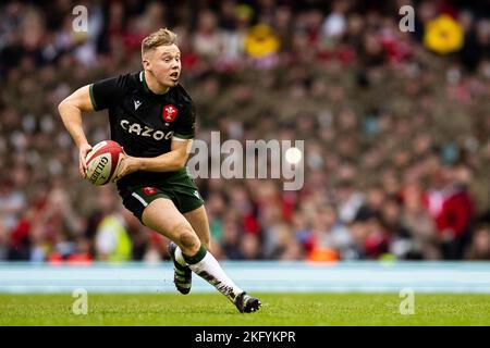 Sam Costelow of Wales during the 2022 Autumn Nations Series, rugby ...