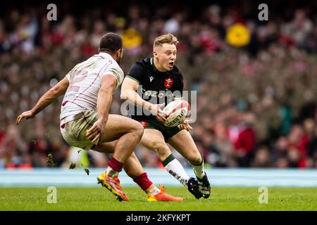 Sam Costelow of Wales and Merab Sharikadze of Georgia during the 2022 ...