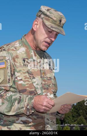 The Walter Reed Facility Dogs along with the Red Cross Volunteer and ...