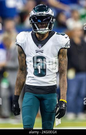 Philadelphia Eagles wide receiver DeVonta Smith (6) makes a touchdown ...