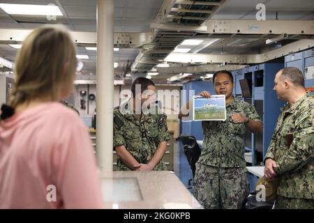 YOKOSUKA, Japan (Oct 20, 2022) The Pathfinder-class oceanographic ...