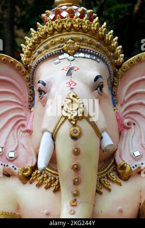 Wat Ounalom monastery. Ganesh statue, the hindu elephant god. Phnom ...