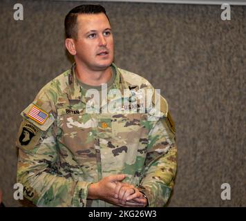 Lt. Gen. John R. Evans, Jr., U.S. Army North (Fifth Army) commander, speaks to Army aviation ...