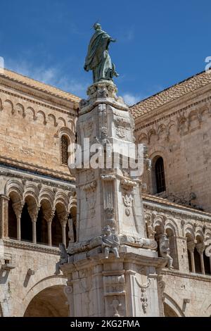 Bitonto cathedral, Puglia, Italy Stock Photo - Alamy