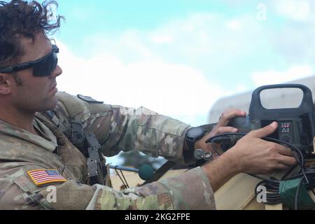 Soldiers assigned to to 65th Brigade Engineer Battalion, 2nd Brigade ...