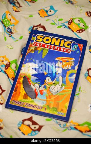 A comic book of Sonic The Hedgehog laying on a sheet Stock Photo - Alamy