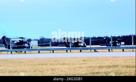 Aircrews with the Minnesota National Guard operate UH-60 Black Hawk ...