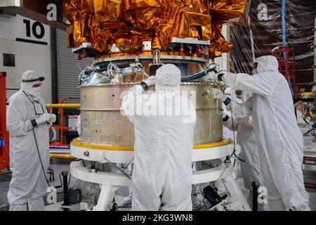 JPSS-2 Mate SC to LOFTID Stack. Technicians assist as a crane transfers ...