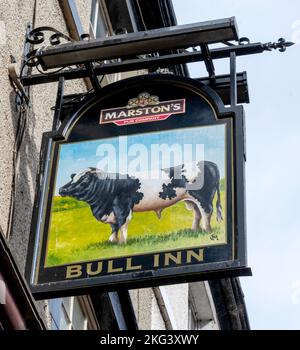 The Bull Inn - public house - Castle Street, Llangollen, Denbighshire ...