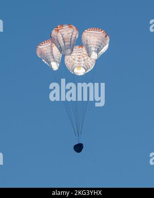 After 170 days aboard the ISS, NASA astronauts Kjell Lindgren, Jessica ...