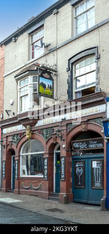 The Bull Inn - public house - Castle Street, Llangollen, Denbighshire ...