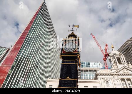 Little Ben Clock in Wilton Road around Victoria Station Stock Photo - Alamy