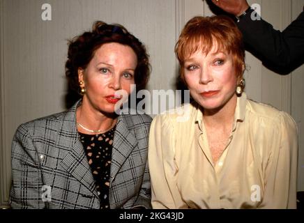 Leslie Caron 1989 Credit: Ralph Dominguez/MediaPunch Stock Photo - Alamy