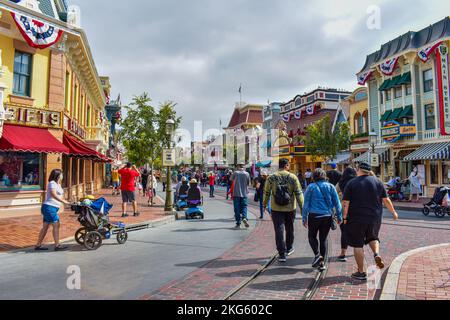 Disneyland Mainstreet USA Stock Photo - Alamy